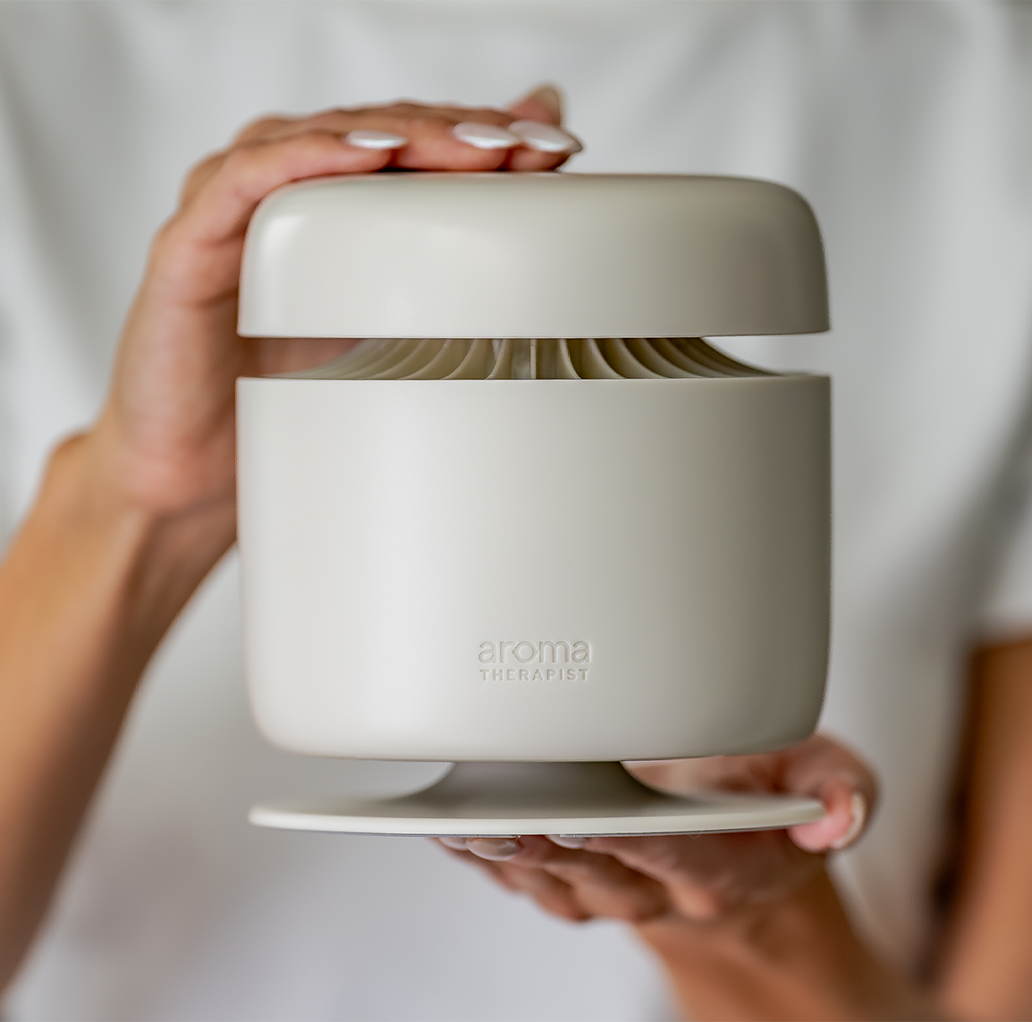 Aroma Therapist - Simpler, Cleaner, Safer.Aromatherapy for Real Life.